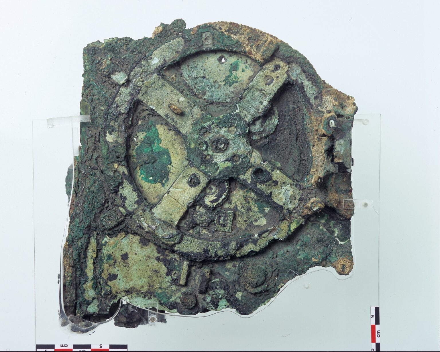 The Antikythera Mechanism: The world’s first analog “computer ...